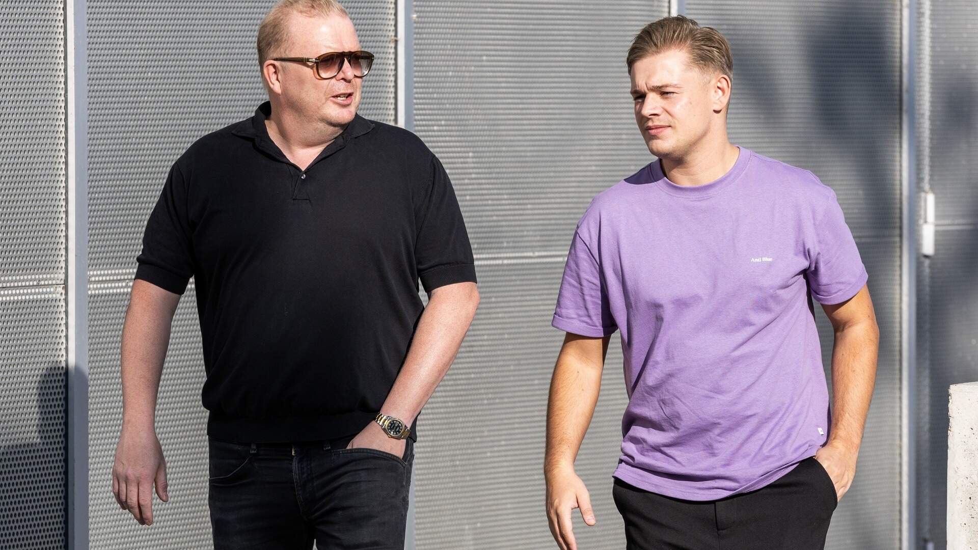 Roddelpraat-makers Jan Roos en Dennis Schouten nemen hun uitzending op ...