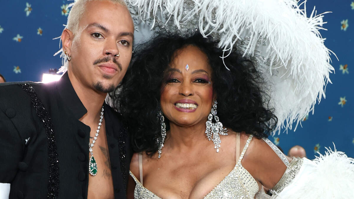 Diana Ross (81) werkt aan nieuwe muziek met zoon Evan | De Telegraaf
