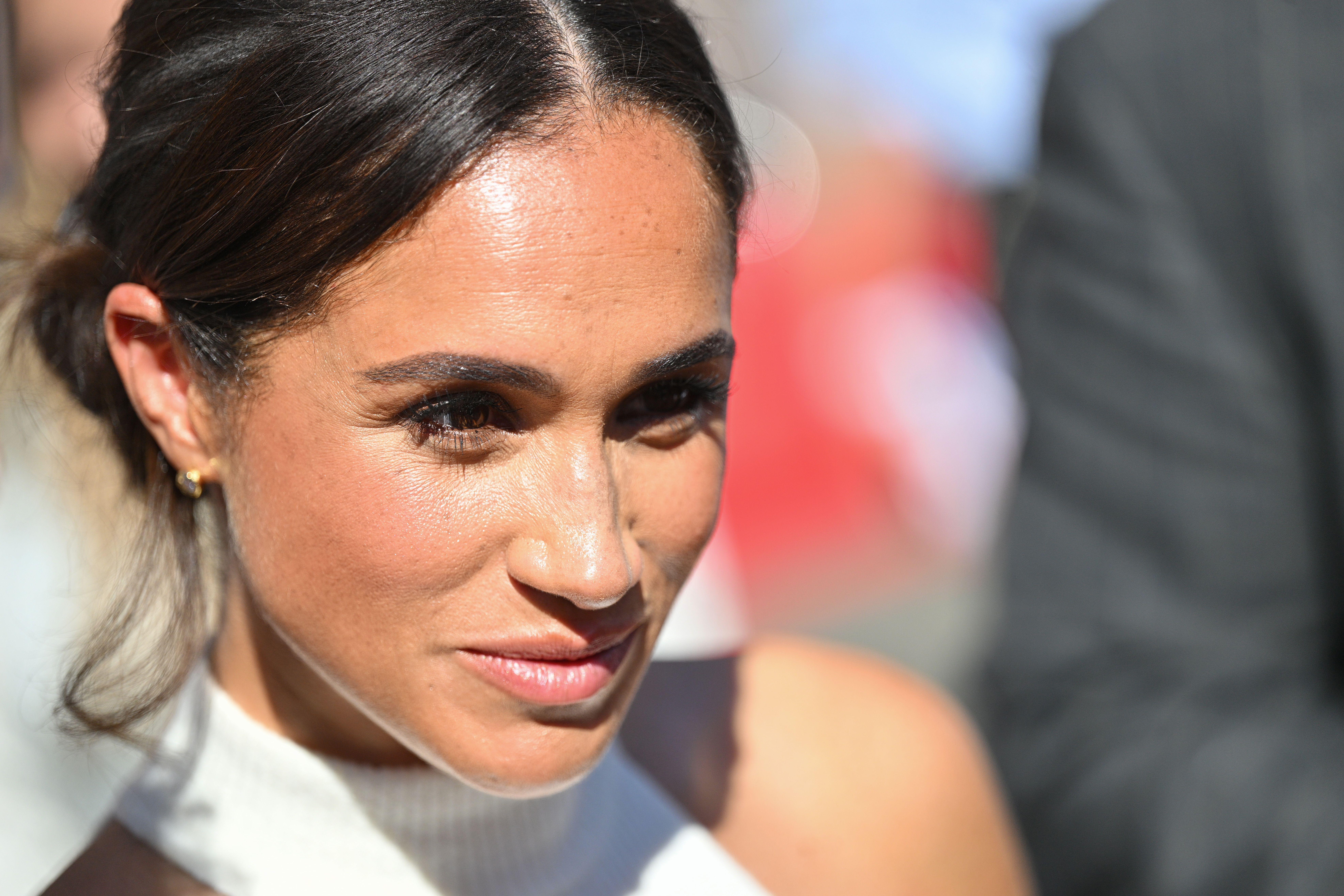 ’Britse advocate laatste redmiddel in verzoening Meghan en halfzus ...