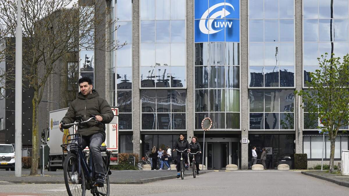 ’Uitkeringstrekkers aan het werk’ | De Telegraaf