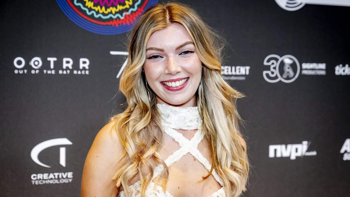 Hannah Mae verzorgt voorprogramma Suzan en Freek in GelreDome: ’Tien ...