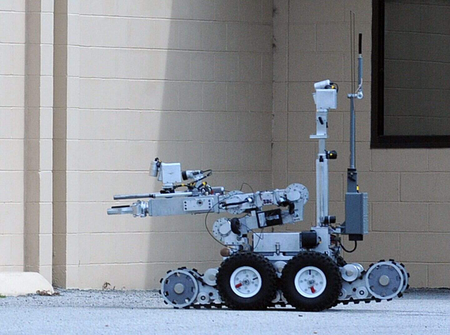 AI in oorlog: hoe gevaarlijk zijn drones en robots? | De Telegraaf