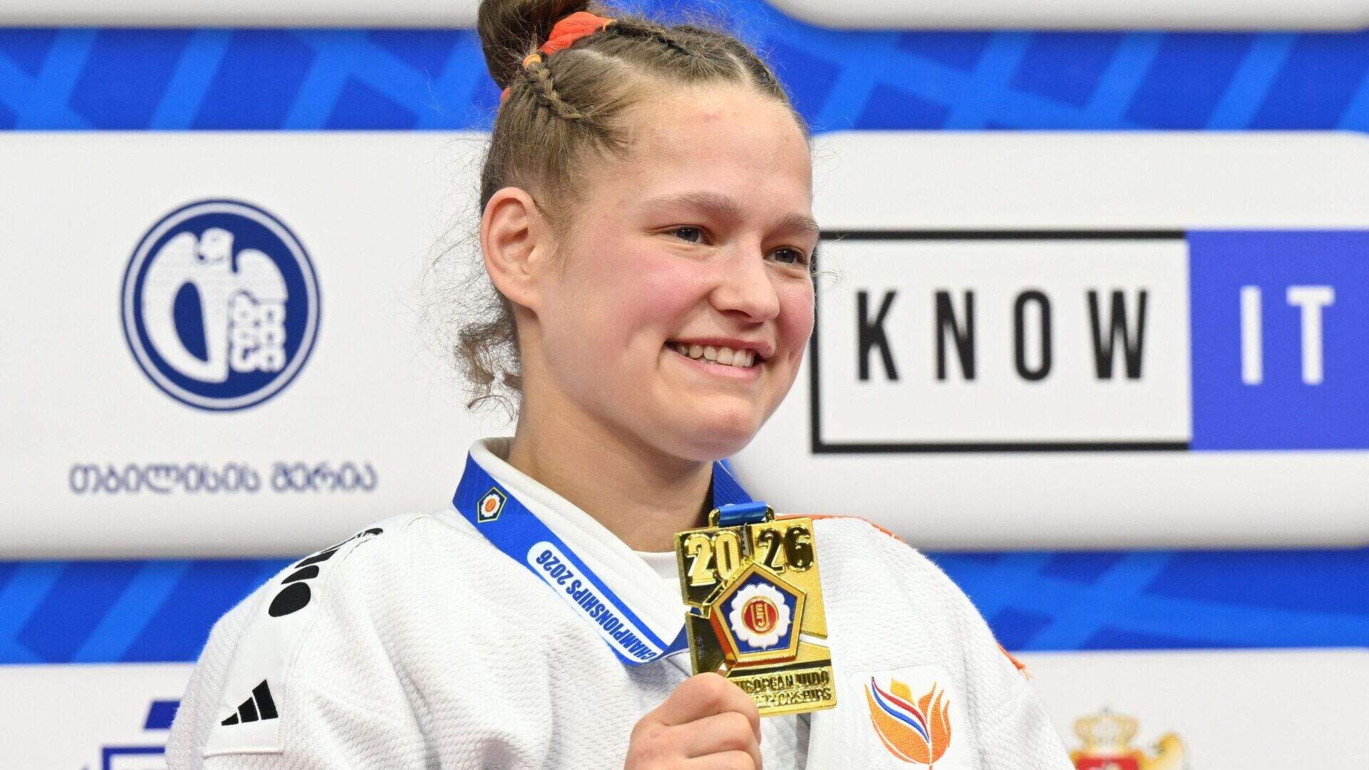 Joanne van Lieshout imponeert en pakt in finale van nog geen minuut ...