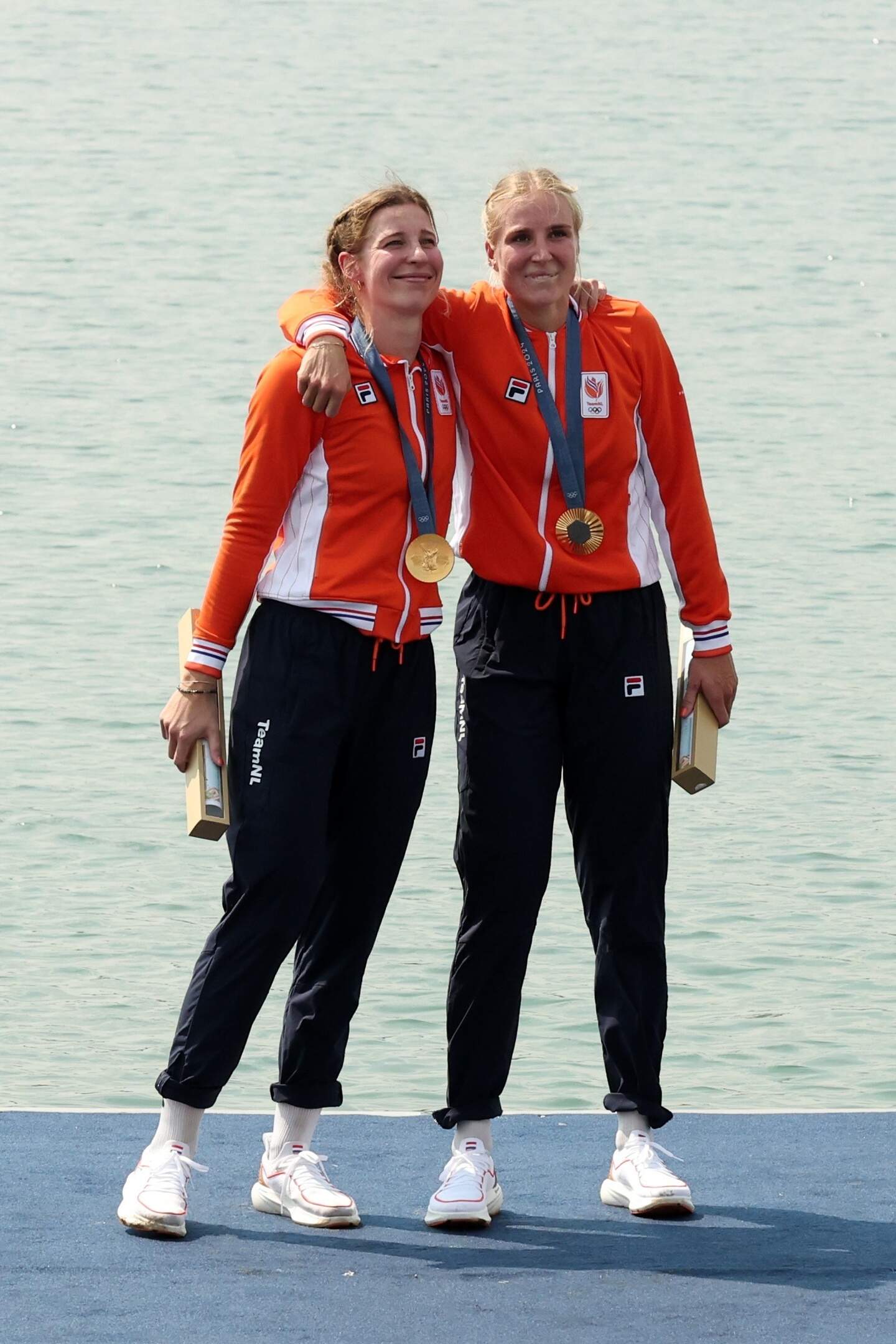 Nico Rienks en succesvolle schoondochters Ymkje Clevering en Roos de ...