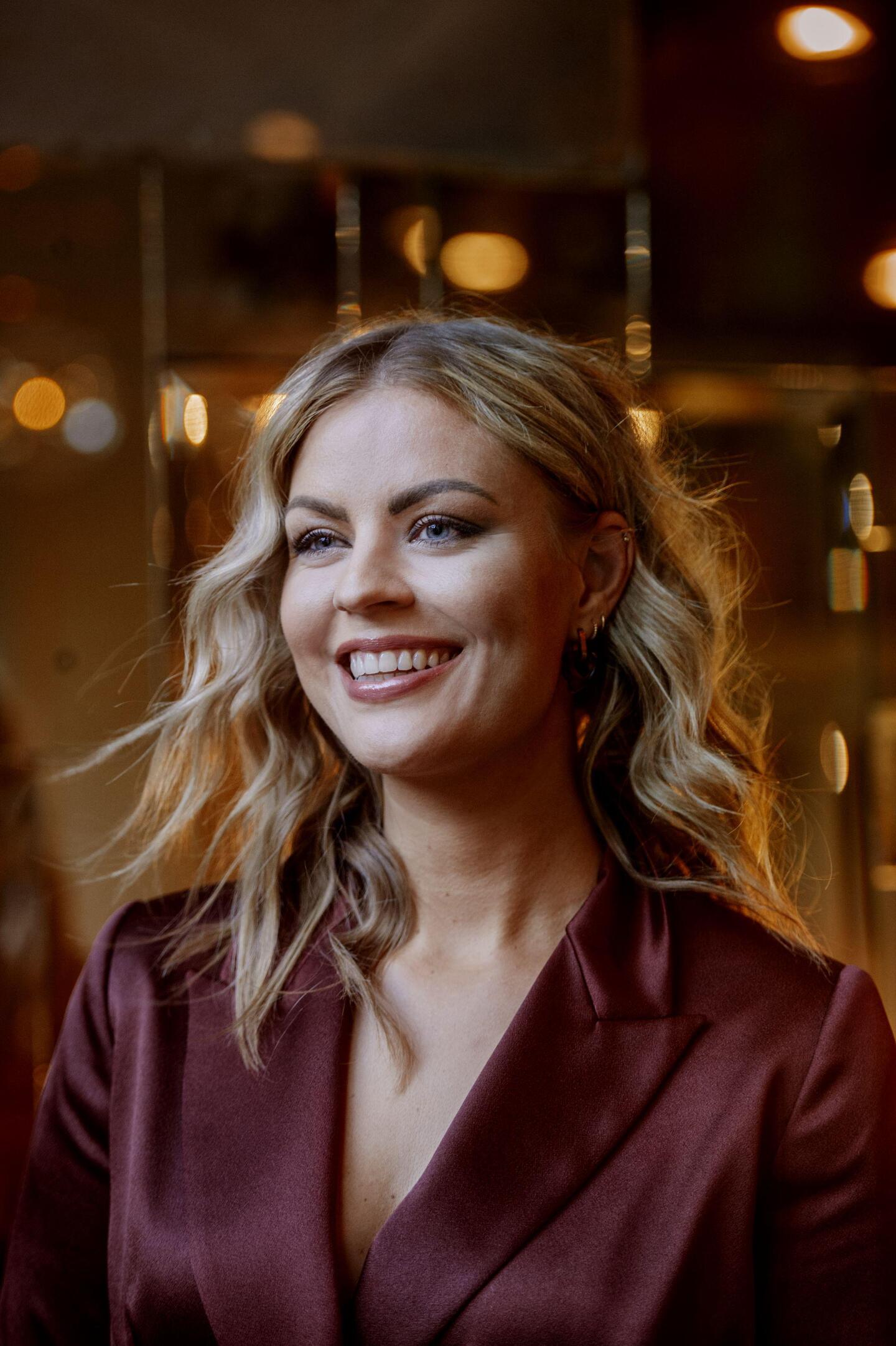 Iris de Graaf (33): ’Mijn Russische familie is heel erg pro-Poetin ...