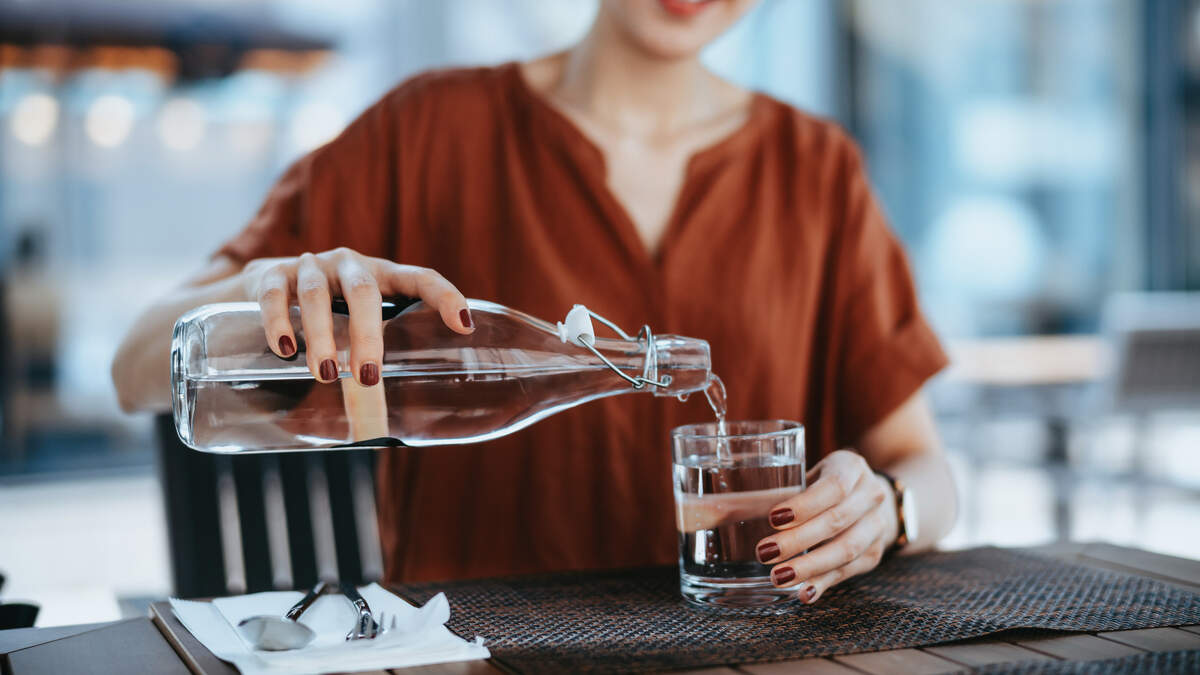 Praat mee: Vind jij dat je kraanwater moet kunnen krijgen in horeca en ...