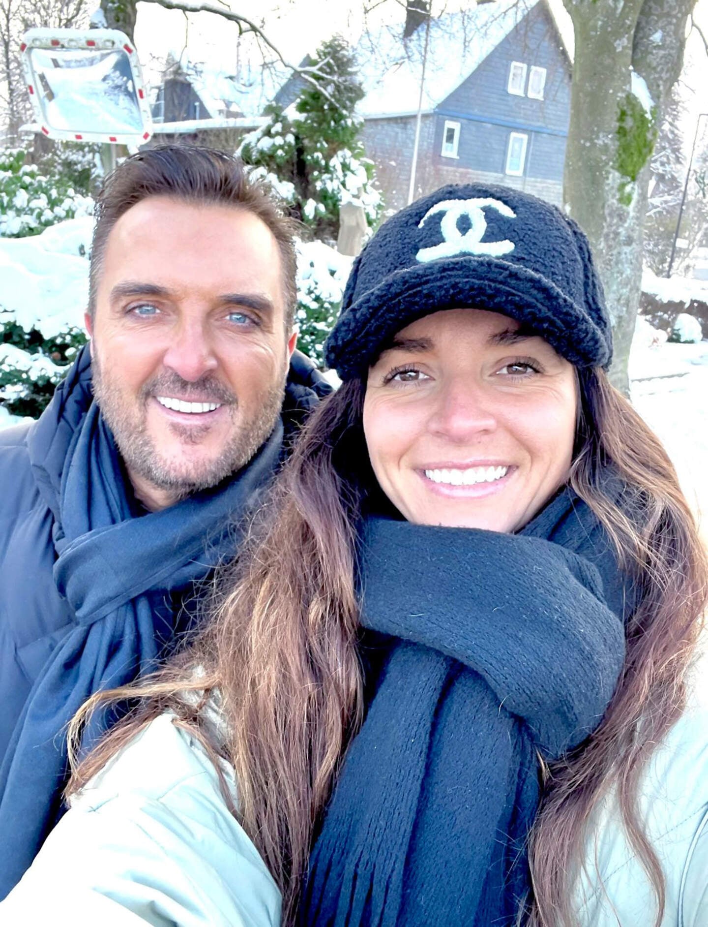 Volkszanger Mick Harren (58) en Kim (28) verwachten baby: ’Natuurlijk ...