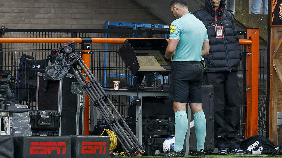Ondanks ingreep VAR 21 foute beslissingen van scheidsrechters in ...