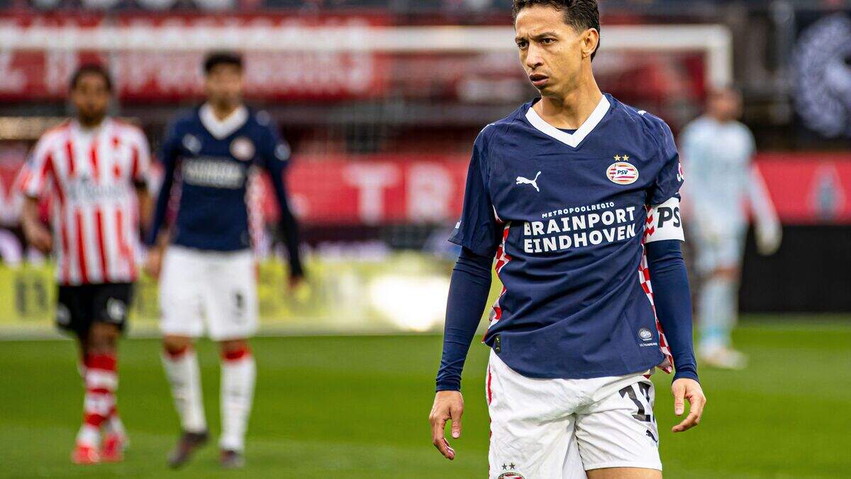 PSV-speler Mauro weg voor 12 miljoen? Fenerbahce probeert speler te ...